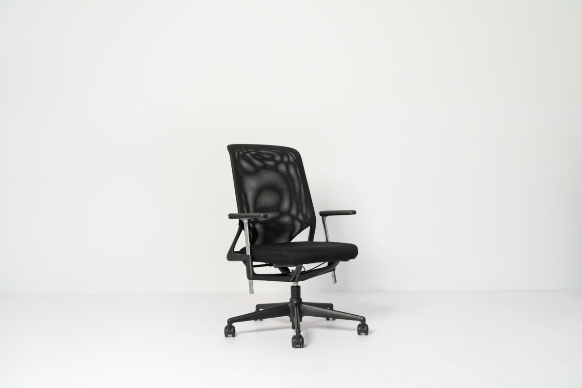 Cadeira Operativa Meda 2 – Vitra | Ikonisch