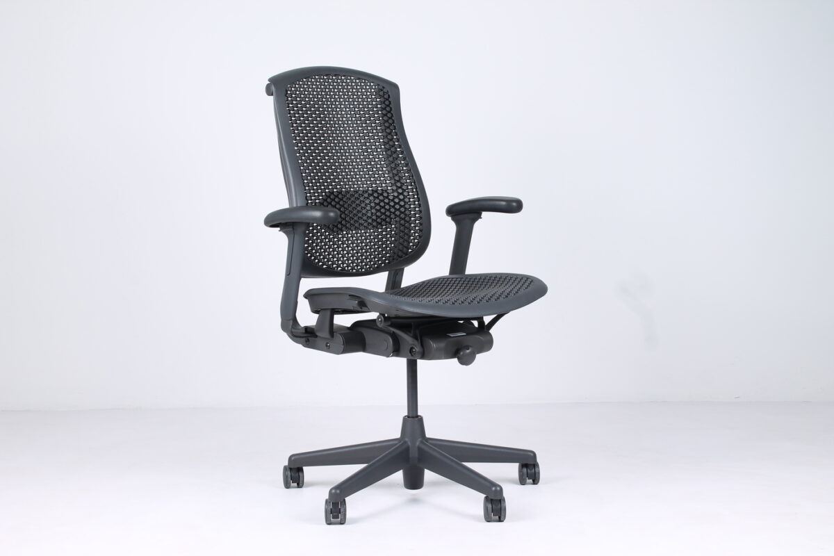 Ikonisch | Cadeira Modelo Celle – Herman Miller